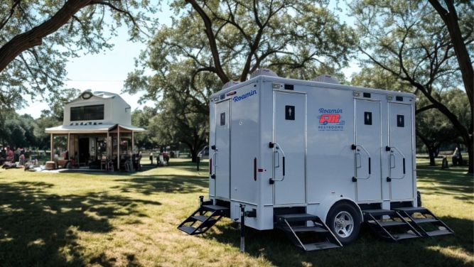 Roamin Restrooms Franchise | Luxury Mobile Asset Business